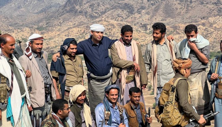 President Al-Mashat visits Maqbna front in Taiz | Al-Thawra Net